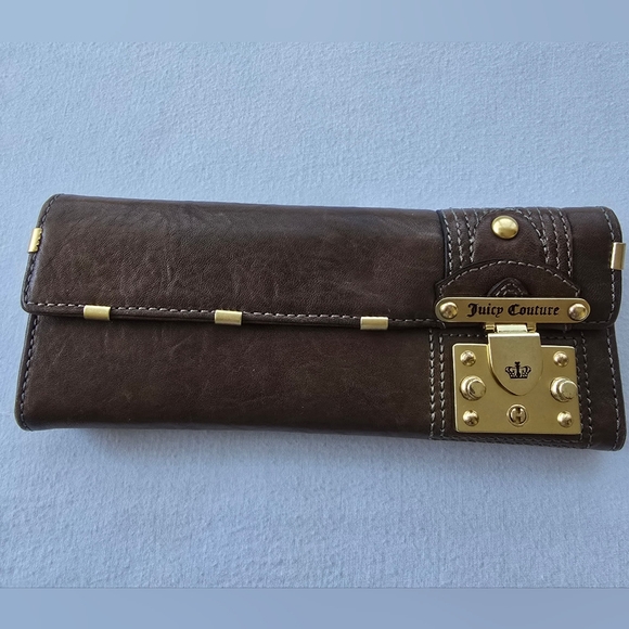 Juicy Couture | Bags | Vintage Juicy Couture Mad Money Clutch ...